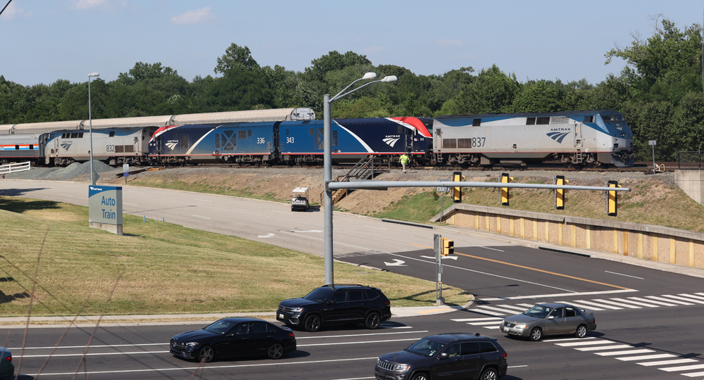 News photos: Chargers debut on Auto Train - Trains